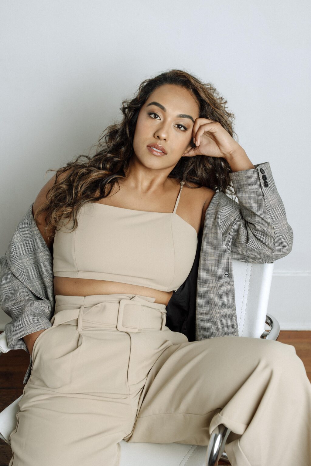 Skylar Astin Opens Up About His Wild ‘Sex Bear’ Days on Grey’s Anatomy – Fans Are Shocked ...